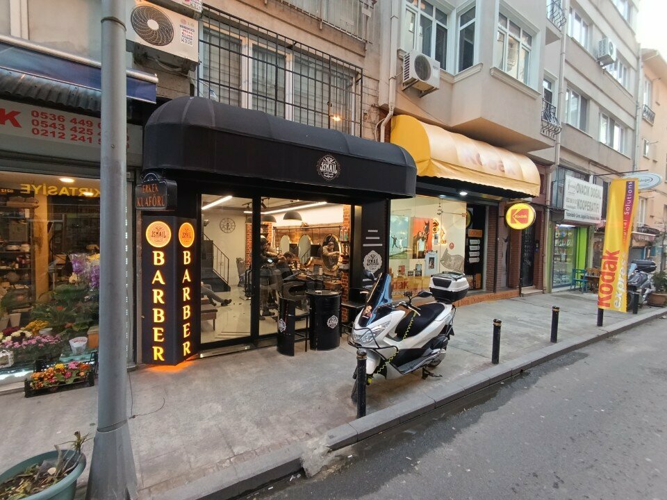 Berberler İsmail Çağlar kuaför, İstanbul, foto