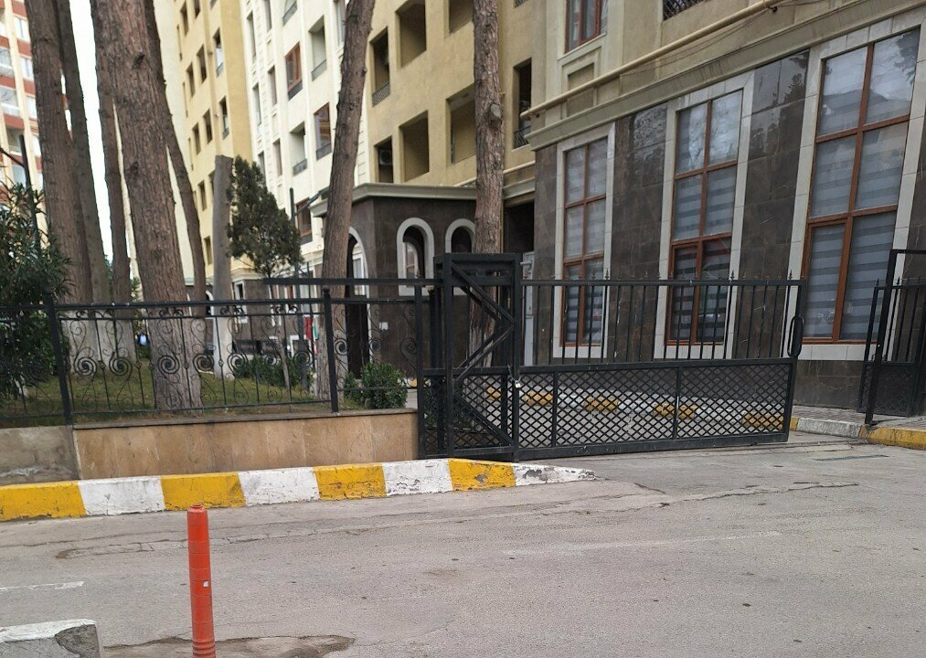 Parsel otomatı Kargomat, Bakü, foto
