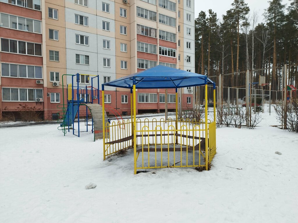 Oyun alanı Playground, Snejinsk, foto