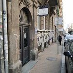 Prva Poliklinika (Krunska Street No:38), hastaneler  Belgrad'dan