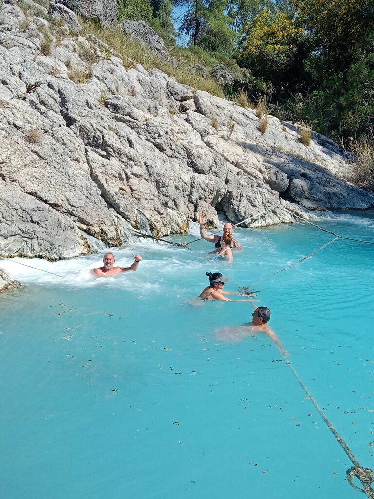 Yüzme havuzları Fevziye Sulphur Springs Pool, Ortaca, foto