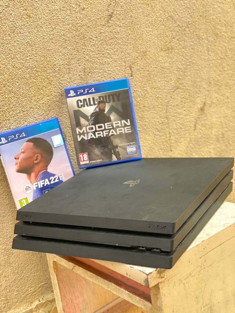 Oyun ve oyun konsolu firmaları Vente de jeux vidéo, Abican, foto