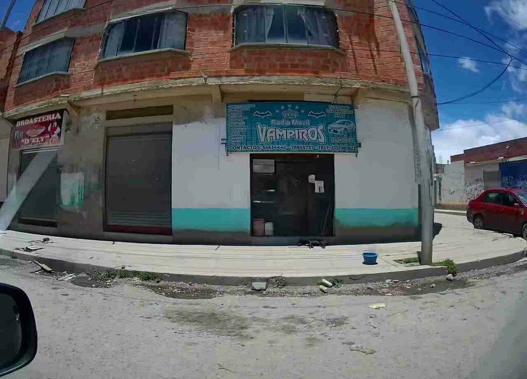 Taksi Radio Movil Vampiros, El Alto, foto