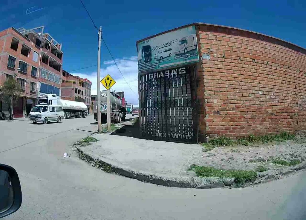 Oto döşeme Golden, El Alto, foto