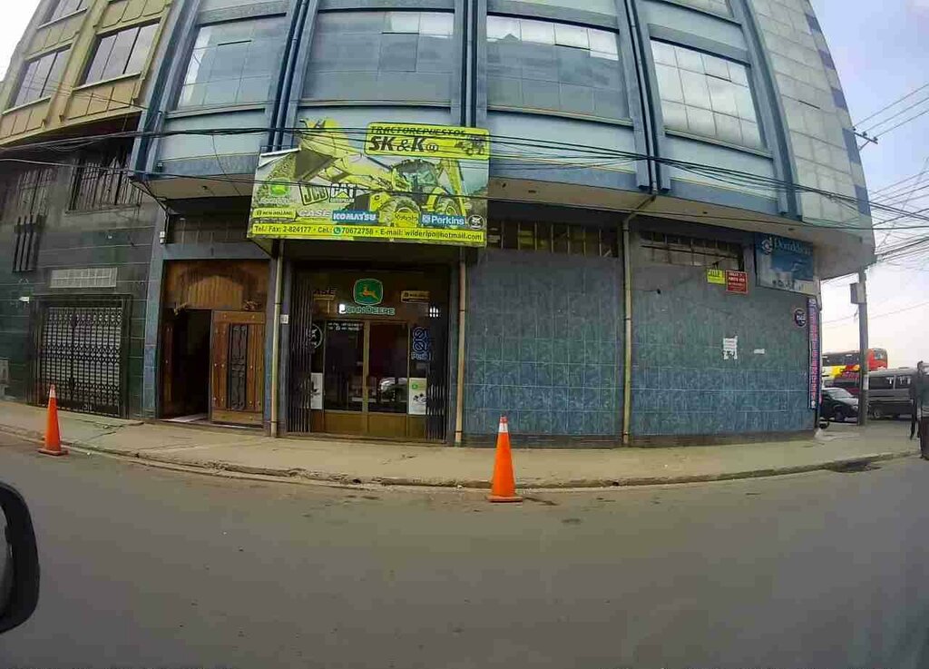Otomobil yedek parçaları Tractorepuestos Sk&k, El Alto, foto