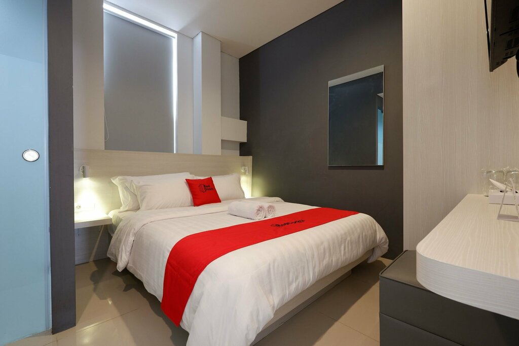 Otel RedDoorz near Plaza Simpang Lima, Semarang, foto