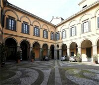Antica Dimora B&b in Historic Residence (Lombardy, Bergamo), otel  Bergamo'dan