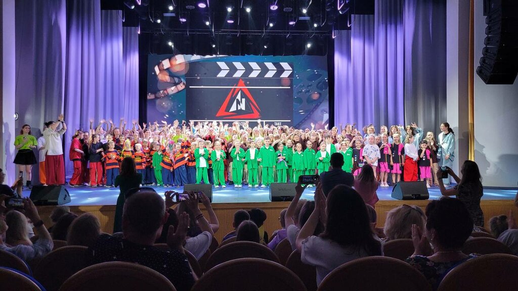 Dans okulları N. D. C. Dance center, Orenburg, foto