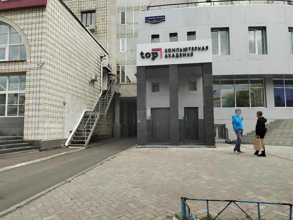 Bina, site yönetimi TSZh Uyut 2008, Omsk, foto