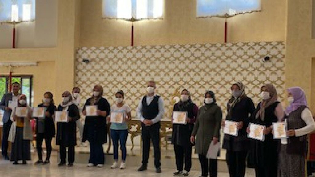 Ortaokul Bucak Ahmet Kadriye Öztürk Öğretmenevi ve Aso Müdürlüğü, Bucak, foto