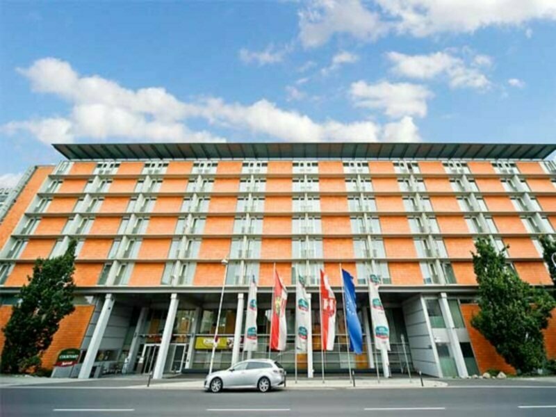 Otel Courtyard by Marriott Linz, Linz, foto