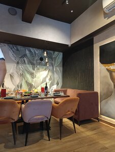 Bakinskiy Dvor (улица Айвазовского No:3), restoran  Sevastopol'dan