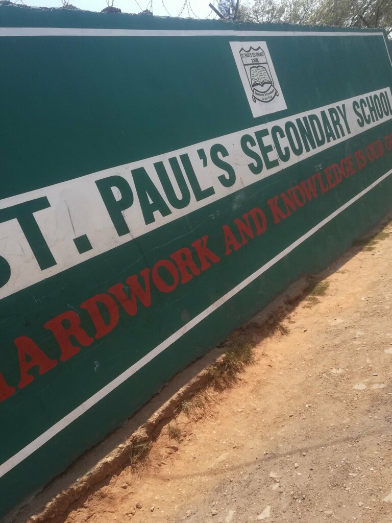 Ortaokul St. Paul's Secondary School, Lusaka, foto