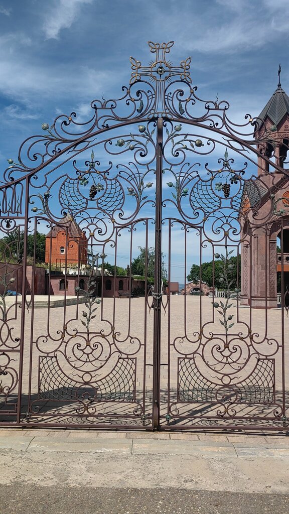 Merdiven ve korkuluklar Ковка металлоконструкций, Tver, foto