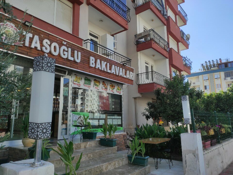 Ekmek fırını Taşoğlu Baklavaları Konyaaltı Şubesi, Antalya, foto