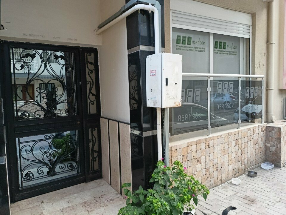 Asansörler, asansör ekipmanları Efe Asansör, İzmir, foto