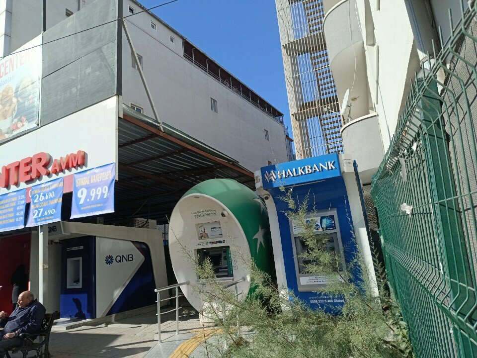 ATM'ler Halkbank ATM, Ankara, foto