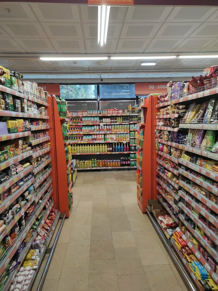 Süpermarket Migros, İstanbul, foto