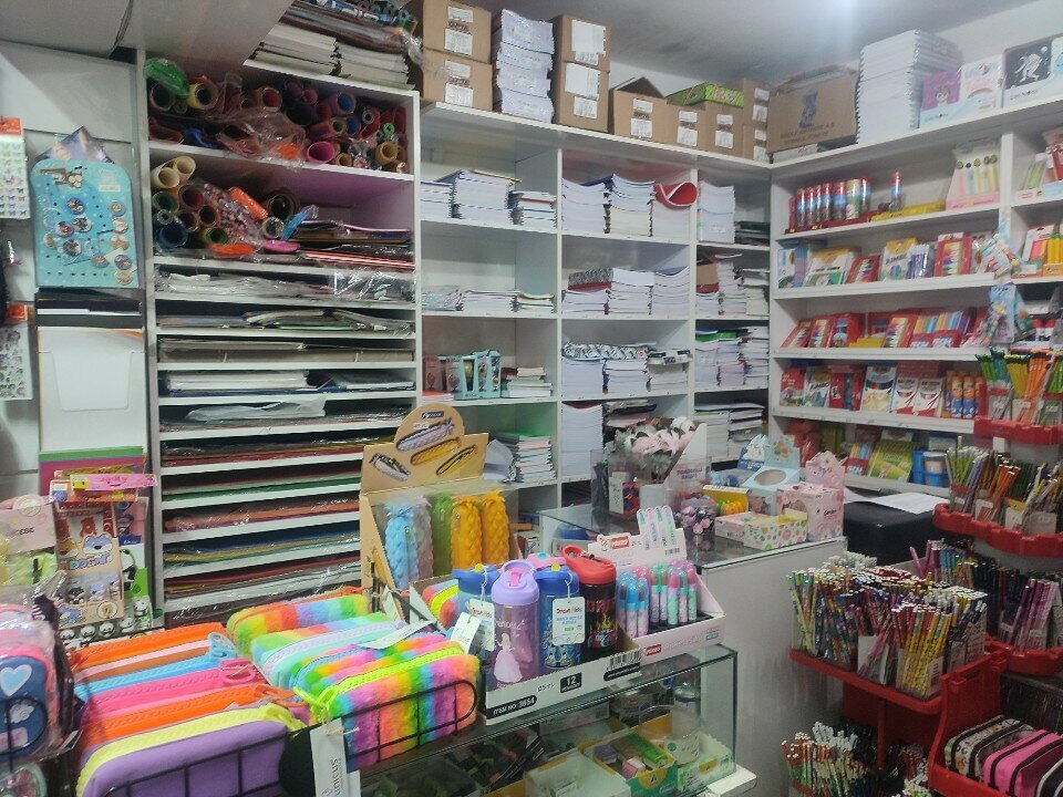 Kırtasiyeler Deren Kitap&Kırtasiye, Ankara, foto