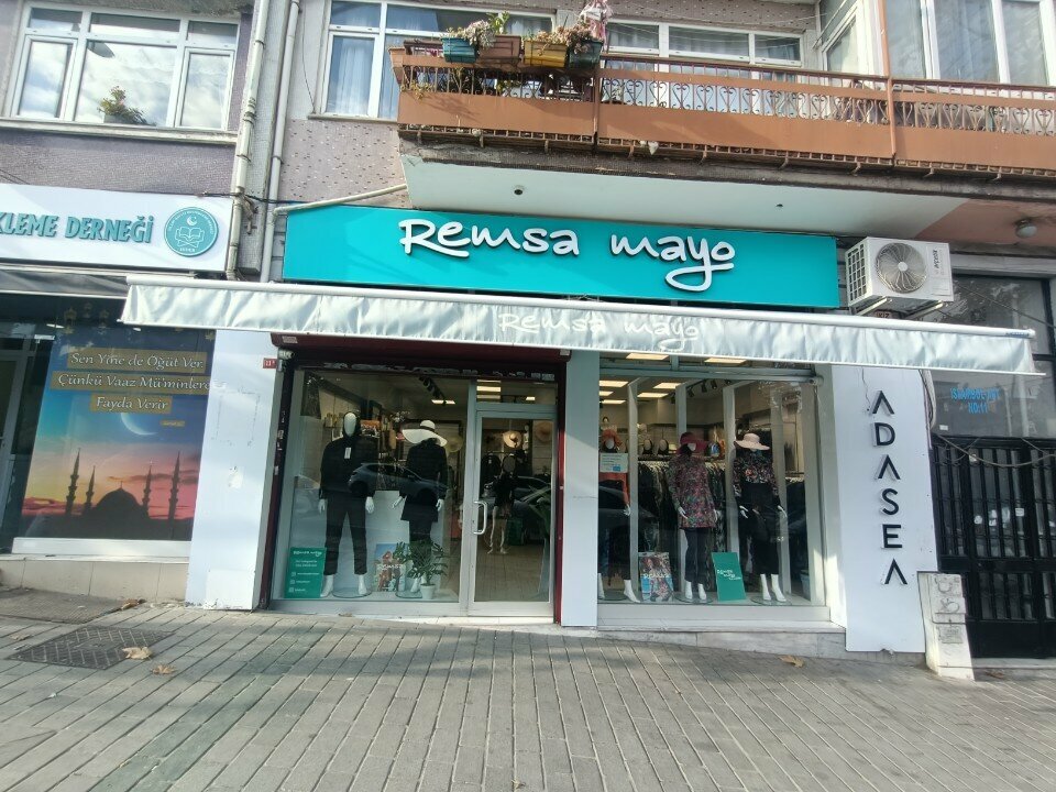 i̇ç giyim ve mayo mağazası Remsa Mayo, İstanbul, foto