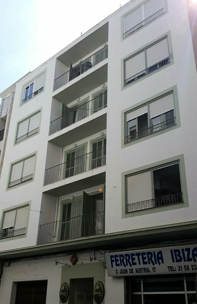 Konuk evi Hostal Juanita, İbiza, foto