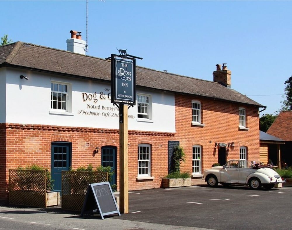 Otel The Dog And Gun, Wiltshire County, foto