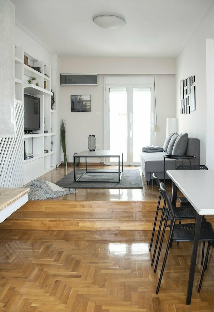 Otel Amazing Renovated Penthouse In Pagkrati, Atina, foto