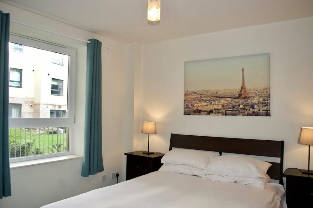 Otel Modern 2 Bedroom Property in Central Edinburgh, Edinburgh, foto