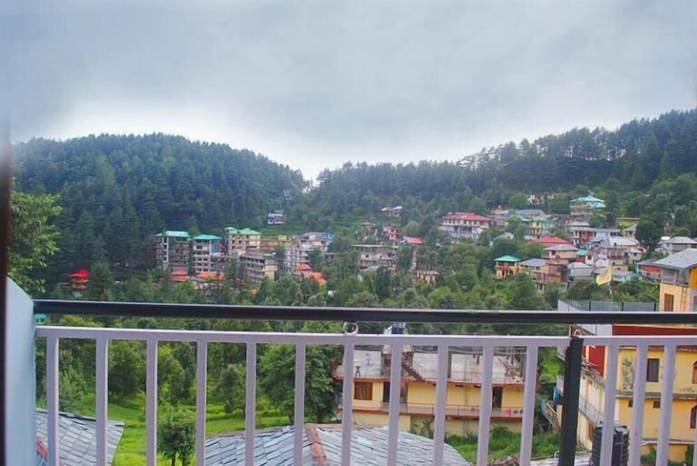 Otel Mountain And Moon, Dharamsala, foto