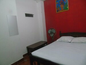 Hostal Vacaciones Nicas (León), otel  Leon'dan
