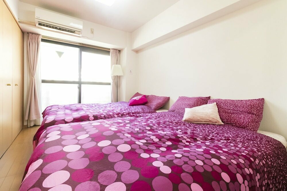 Otel 10 Mins Walk To Dotonbori And Shinsaibashi 6Pax, Osaka, foto