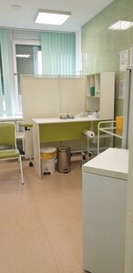Helix (prospekt Lenina No:28), tıp merkezleri ve klinikler  Podorogie'den