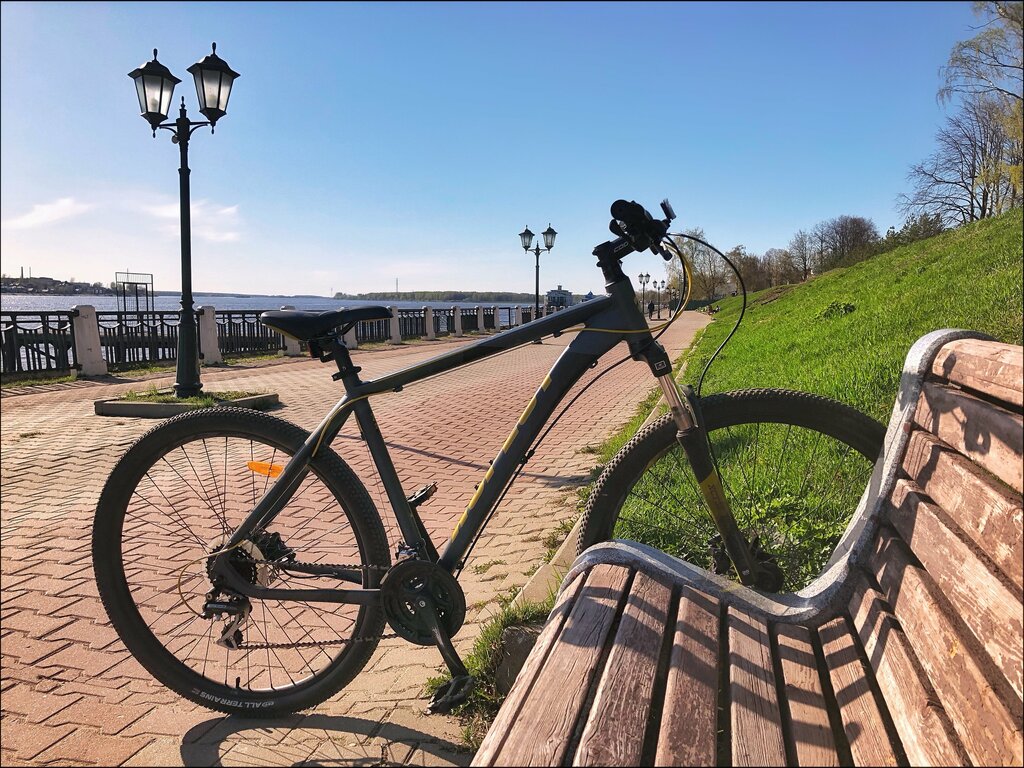 Bank Bench, Kostroma, foto