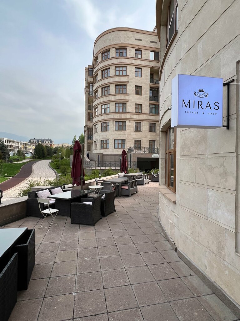 Kahve dükkanları Miras, Almatı, foto