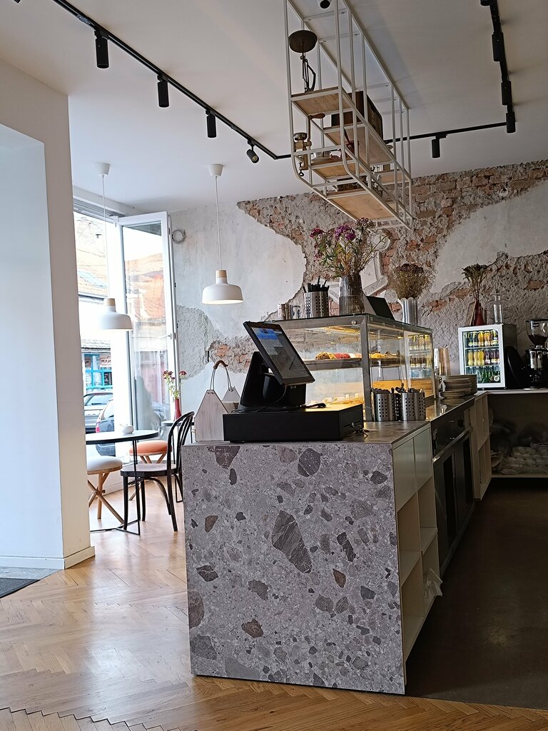 Pasta, şekerleme ve tatlı Ferdinand knedle, Belgrad, foto