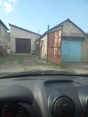 Otomobil servisi At Alekseich 's, Voronejskaya oblastı, foto