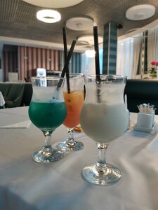 Brigantina (ulitsa Karla Libknekhta No:8), restoran  Liudinovo'dan