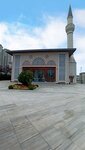 İskilipli Atıf Hoca Camii (İstanbul, Başakşehir, Bahçeşehir 1. Kısım Mah., Ispartakule Cad., 30), cami  İstanbul'dan