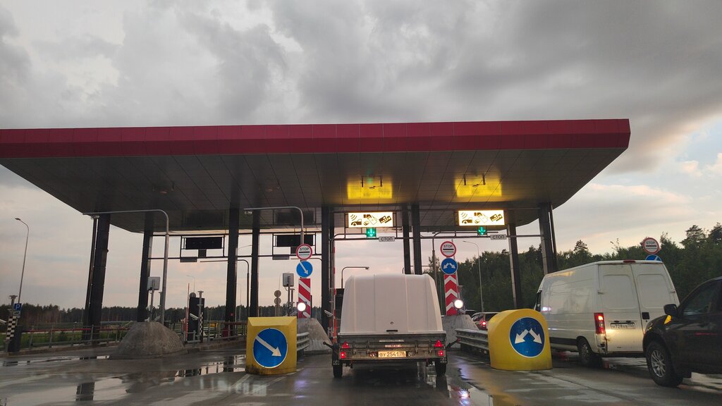 Otoban gişeleri Toll plaza 177 km M11, Tverskaya oblastı, foto
