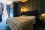 Mh Design Hotel (Via Chiaia, 245), otel  Napoli'den