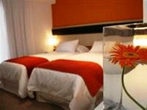 Monarca (25 de Mayo No:724), otel  Buenos Aires'ten