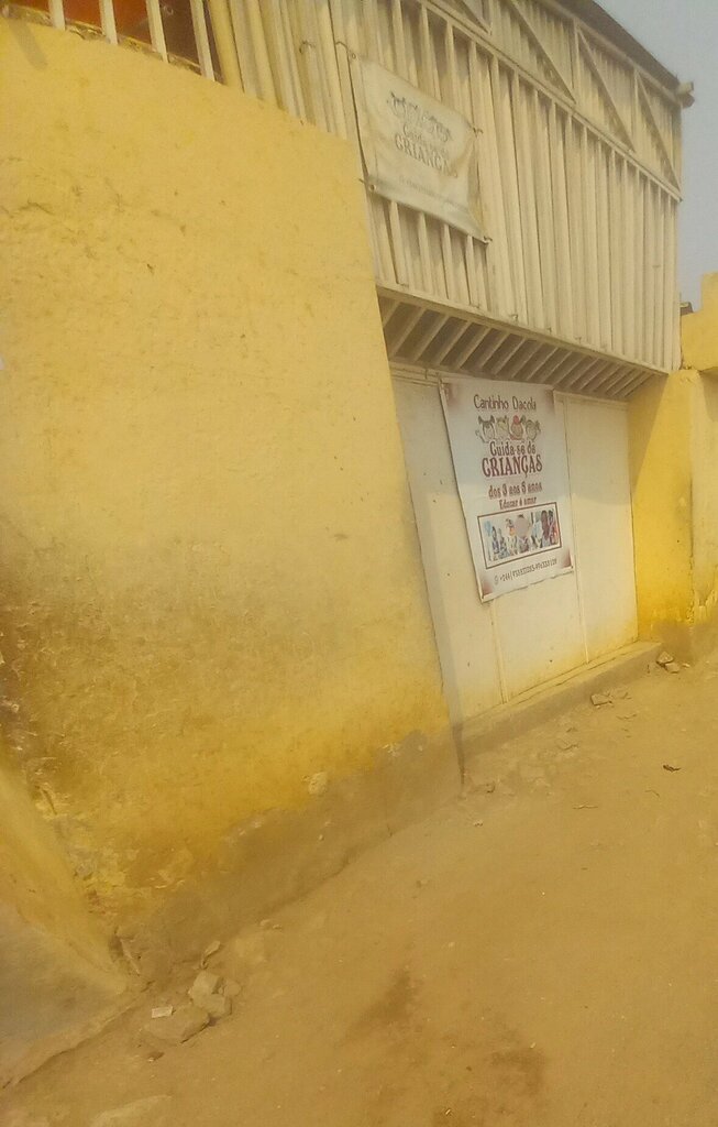 Anaokulları Cantinho dacola, Loanda, foto