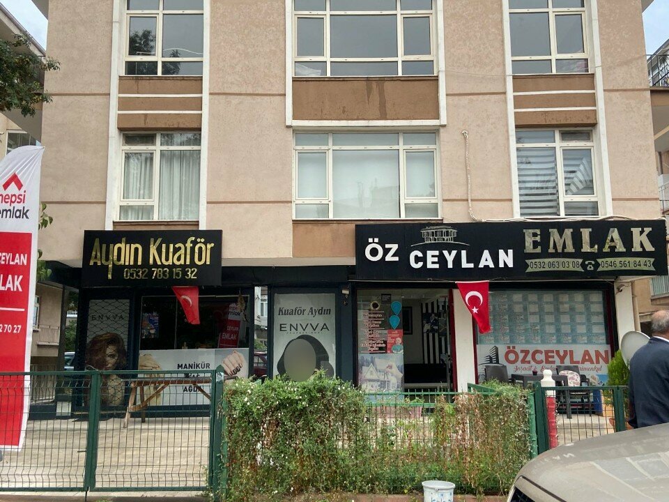 Emlak ofisi Özceylan Emlak, Ankara, foto