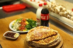 Maçka Kebap (Ömerağa Mah., Cemil Karakadılar Cad., No:24, İzmit, Kocaeli), kafe  İzmit'ten