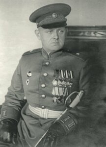 Мемориал ВОВ (Moscow Region, Dmitrovskiy Municipal District, derevnya Knyazhevo, ulitsa Generala G.P. Medvedeva), anıt, heykel  Moskova ve Moskovskaya oblastından