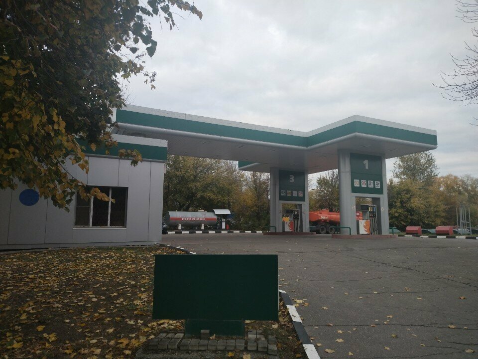 Benzin istasyonu Стандарт, Penza, foto
