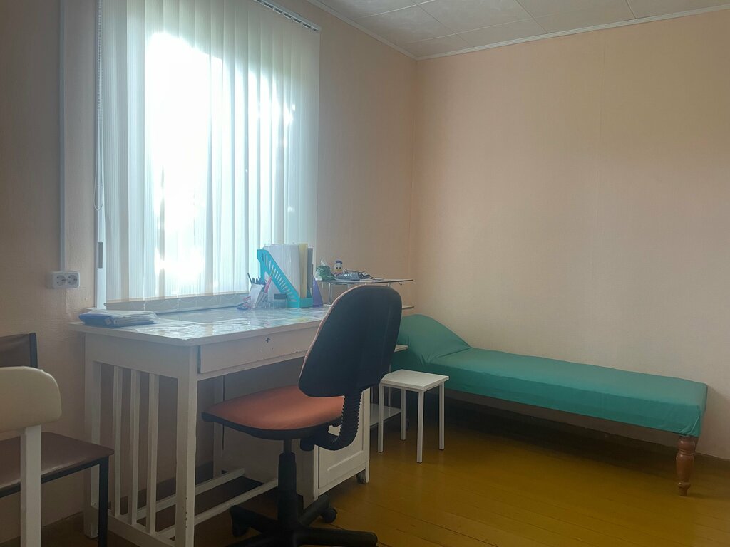 Aile sağlığı merkezi Feldshersko-Akushersky Punkt Losevsky, Minskaya oblastı, foto