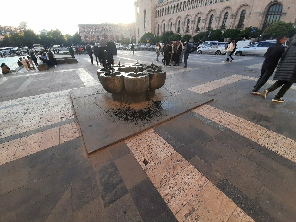 Çeşme Семь источников, Erivan, foto