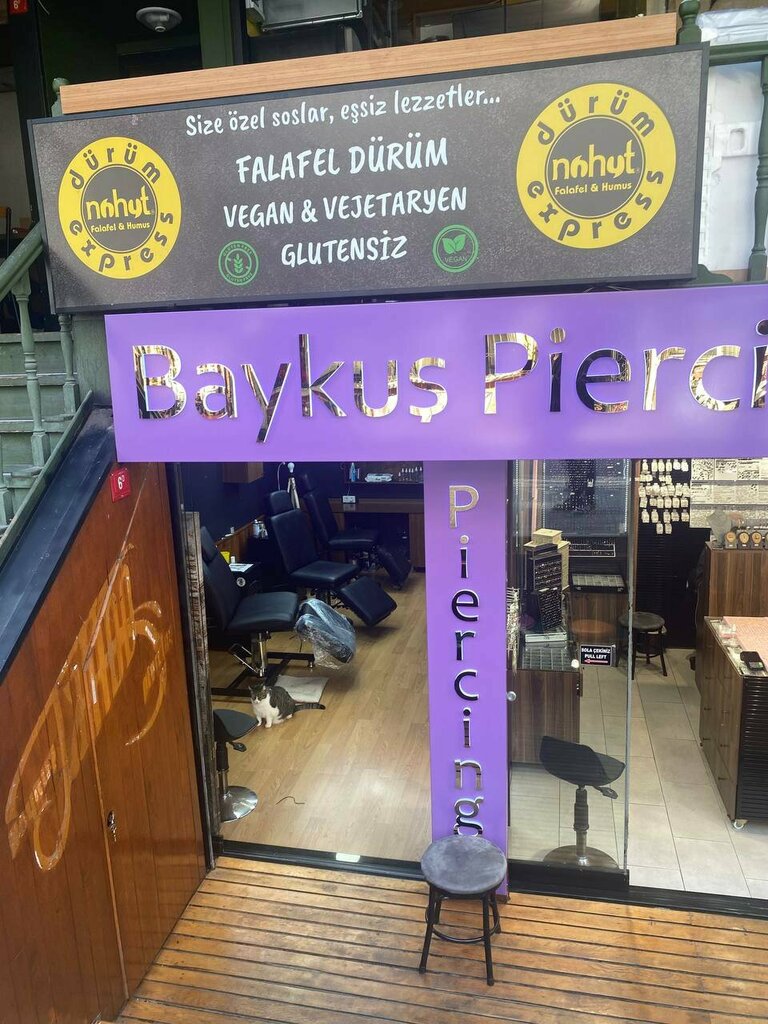 Dövmeciler Baykuş Piercing, İstanbul, foto