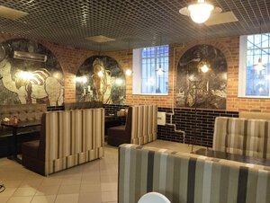Pab-kebab (Lenina Avenue No:102к1), kafe  Krasnoye Selo'dan